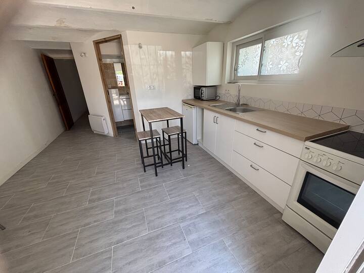 Appartement Dans Une Maison - Brignoles