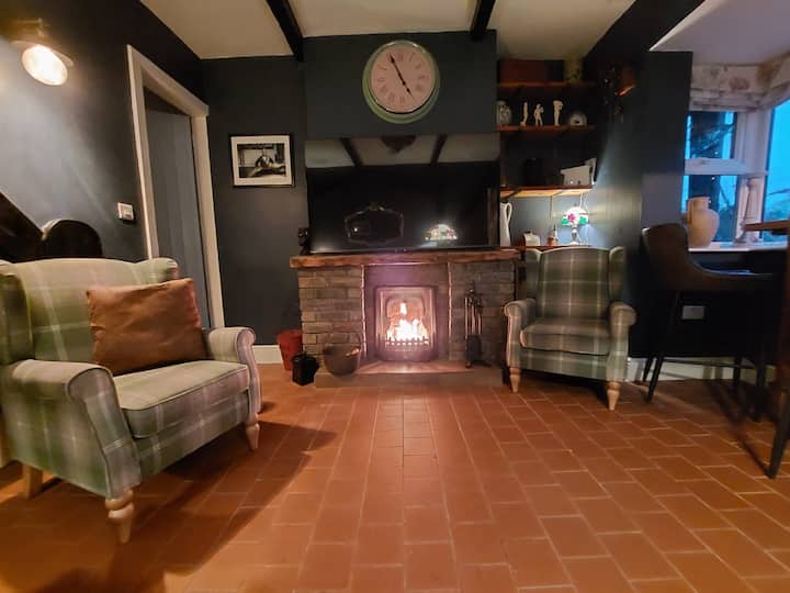 Bob's Country Cottage - Leek