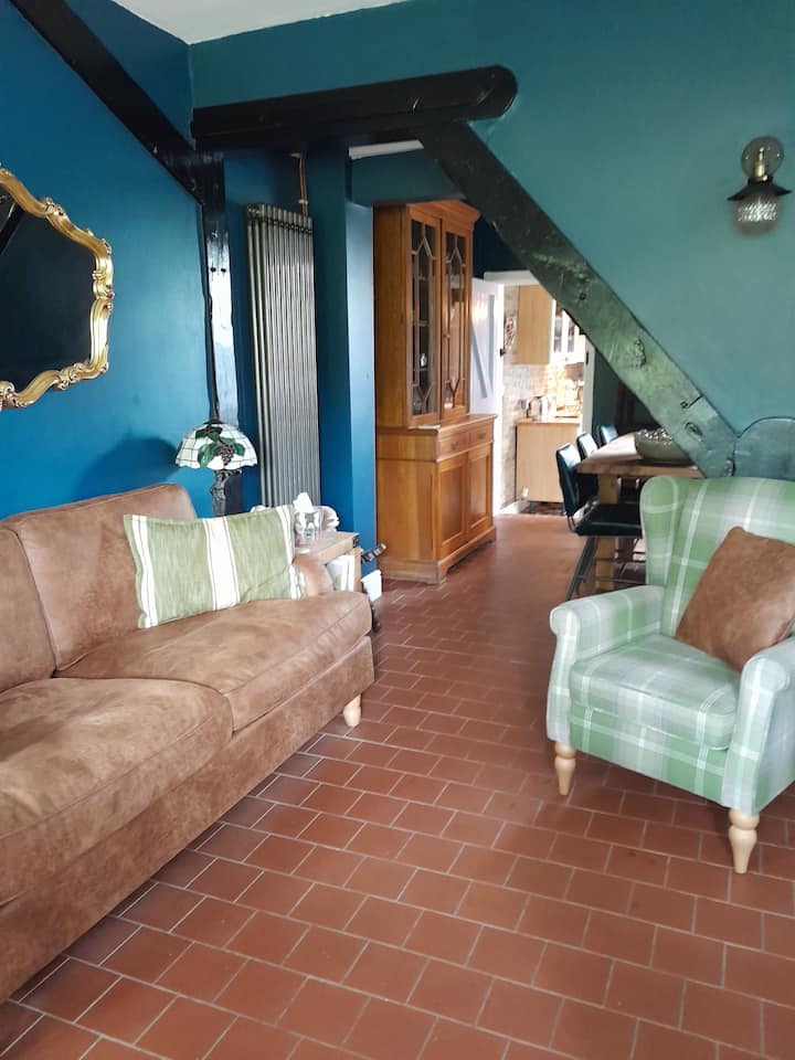 Bob's Country Cottage - Leek