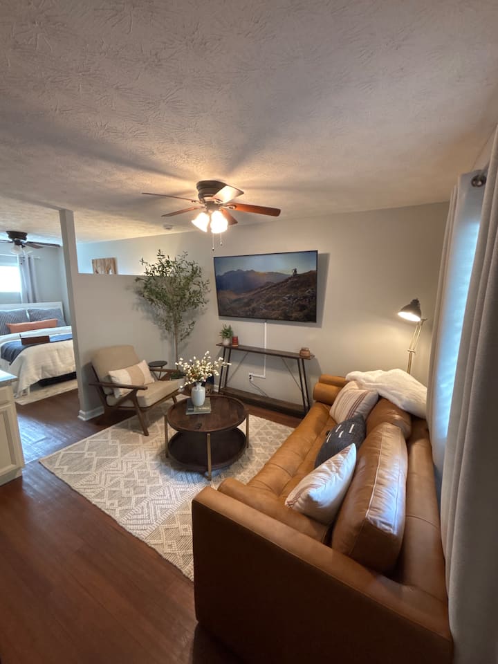 Eagle’s Nest Condo! - Auburn, AL