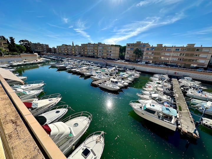 T2 Neuf, Piscine & Terrasse Vue Marina, 5 Min Mer - Mandelieu-la-Napoule