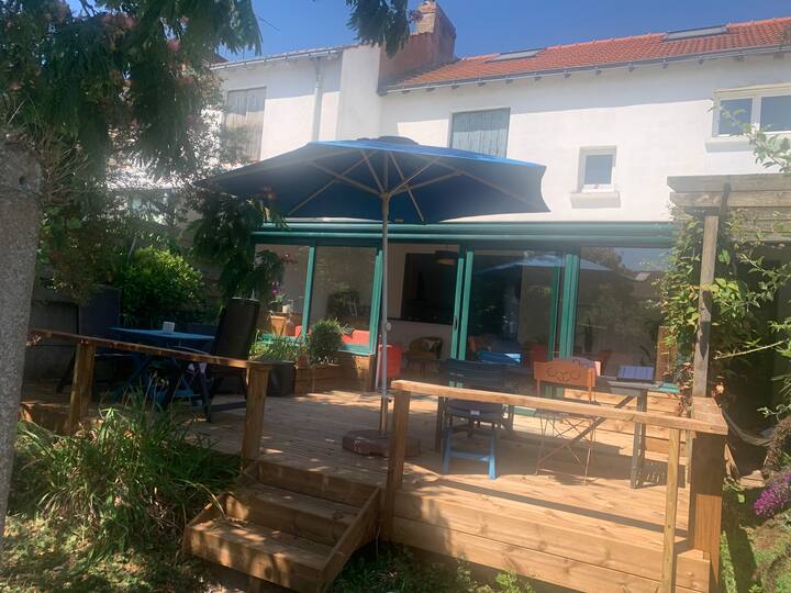 Charmante Maison De Ville Calme - Cholet