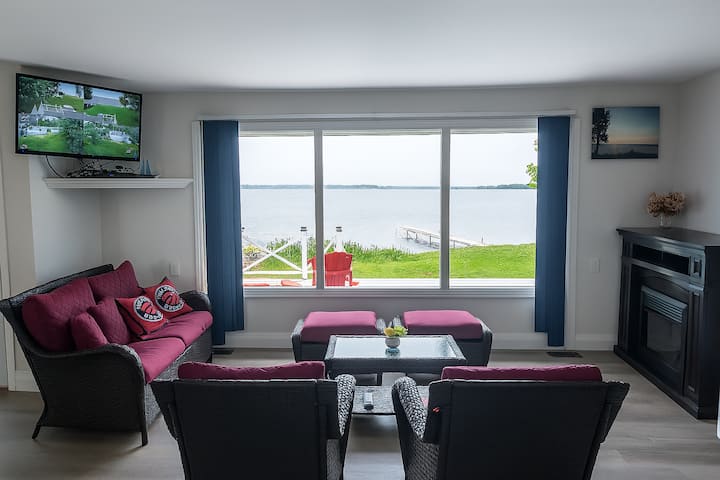 Waterfront Cottages - Kawartha Lakes