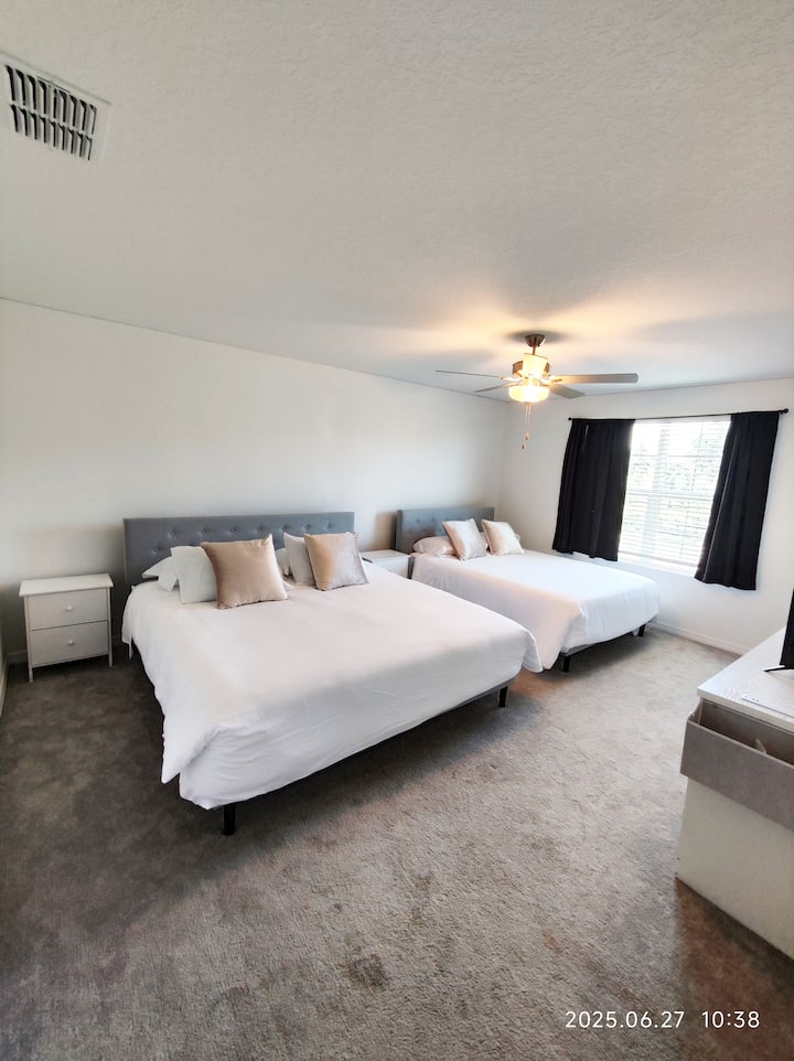 Room#1casa Relax Mainbedroom Close Epperson Lagoon - Zephyrhills, FL