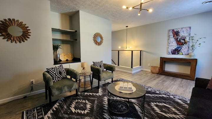 Park View With Morning Brew - Camden Park, Huntington