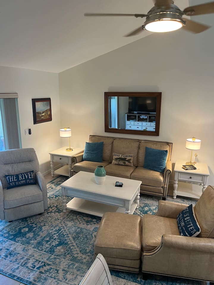 Fisherman’s Villa On The River/boat Slip - Dunnellon, FL