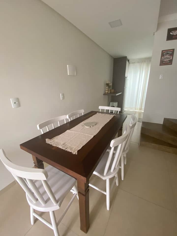 Sobrado Aconchegante - Itapema
