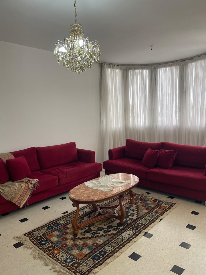Très Calme Et Spacieux - Tunis