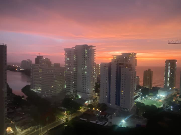 Torre 811 Cartagena Con Vista Al Río Del Cabrero - Cartagena, Kolumbien