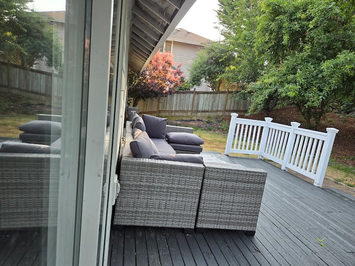 Spacious 5br Walk To Wild Waves! - Federal Way, WA