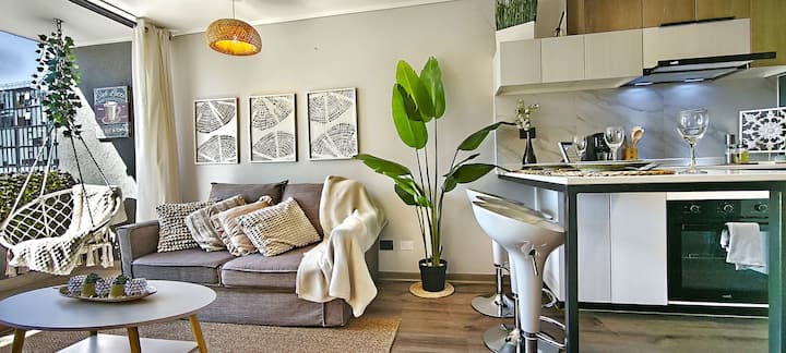 Modern Flat. Historic Centre-metro-parking-a/c - Santiago