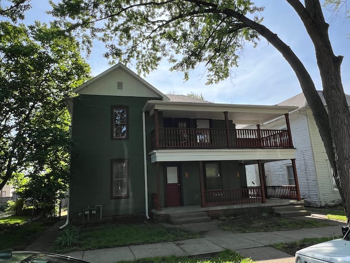 Close To Downtown & Isu Campus - Terre Haute, IN