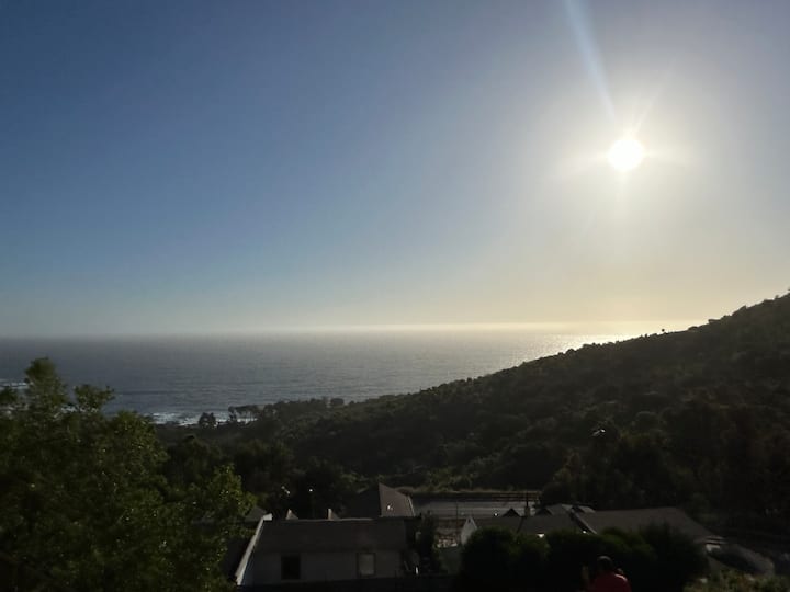 Acogedora Casa De Playa Con Hermosa Vista - Zapallar