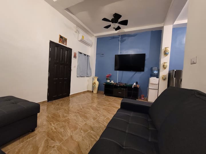 Casa Residencial - Cerca De Plaza Mundo Soyapango. - San Salvador