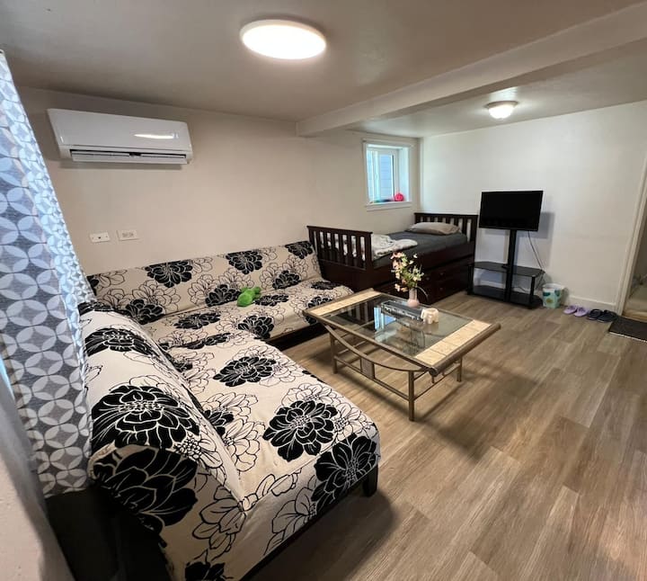 C0zy - Early Check-in -Walk 2 City & Attractions - Nanaimo