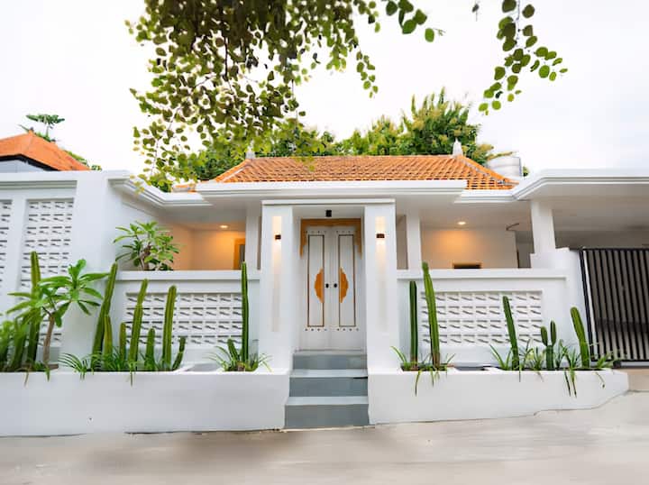 Chic 2br Villa With Private Pool Gwk Jimbaran - Jimbaran