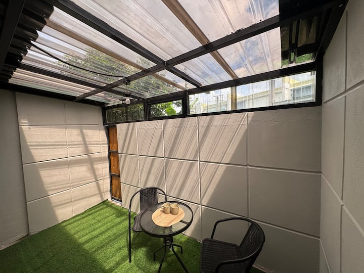 Box36 Escape - Anilao