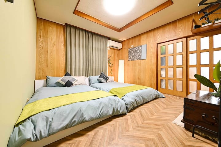 Inuyama Castle Stay, Shirakawa-go, Nagoya Castle, - 各務原市