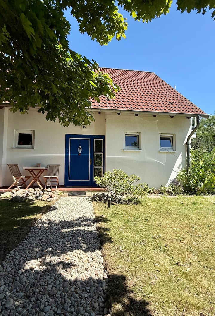 Enjoy The Island At Its Quietest! - Garz