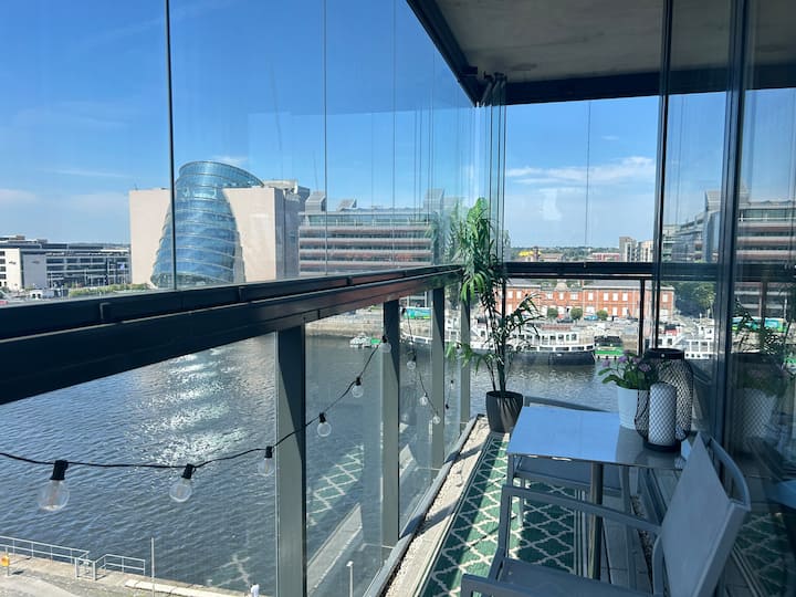Stunning 2bed 2 Bath Apt With Great View - Dublin