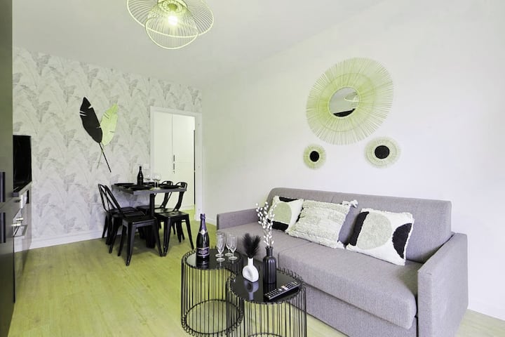 Appartement De Luxe Avec Jardin Privé - Romainville