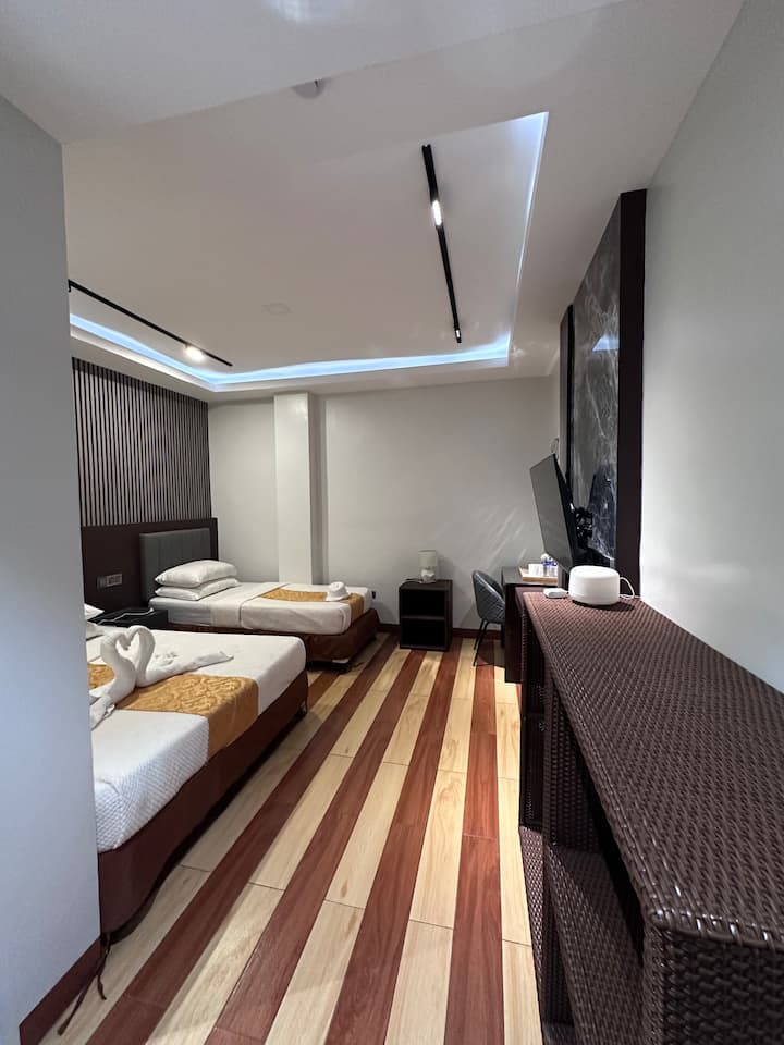 Park Land Superior Family Room - Kidapawan City