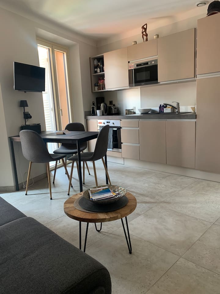 Duplex Charmant Et Central - Cannes Forville - Cannes