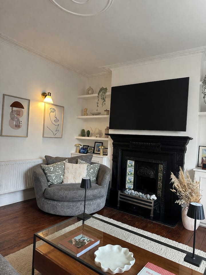 Wimbledon Flat With Garden - Surbiton