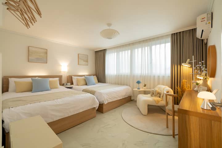 [New]2호선 신림역 도보3분/2r3b/홍대 여의도 강남 20분/명동 30분 /올리모델링 - Seoul