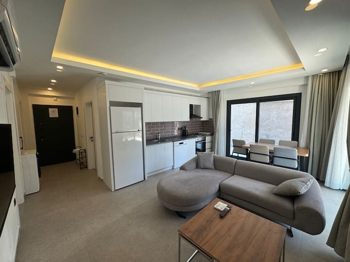 Kaş Merkez’de Bahçe Katı Modern 2+1 Daire 2 - Kaş