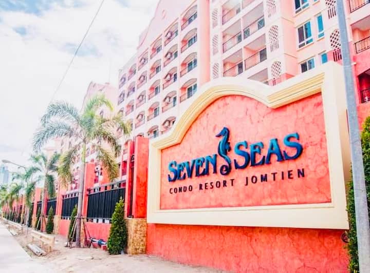 高级公寓A泳池景色seven Sea Condo水系公寓~联系我有折扣! - Jomtien