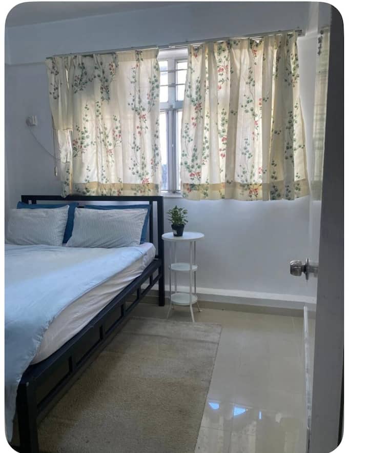 35% Off-comfy 2bdrs For 6-8 Ppls ~1 Min To Mtr - Hong Kong