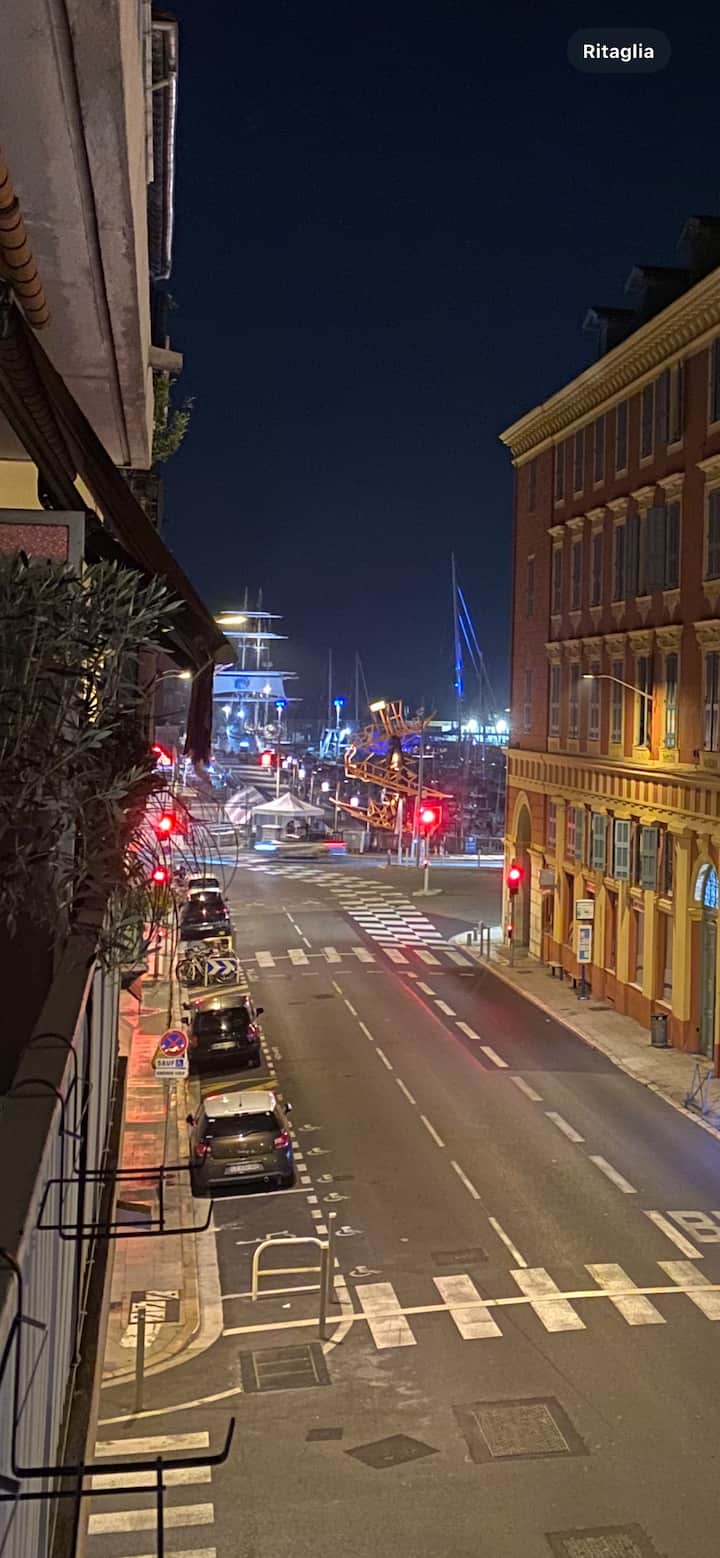 Uno Scorcio Sul Porto Turistico - Beaulieu-sur-Mer