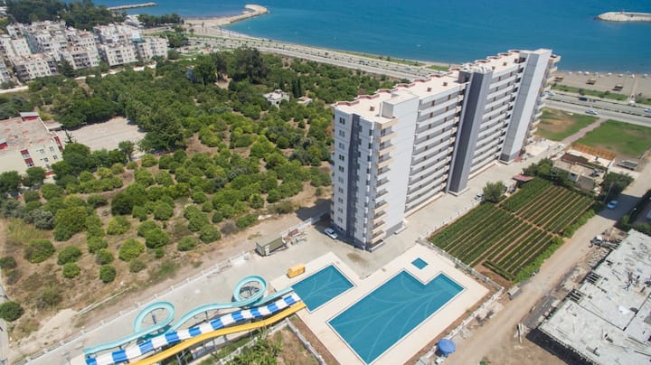 Erdemlide 1+1 Lüks Tatil Sitesinde, Plaja 55m - Erdemli