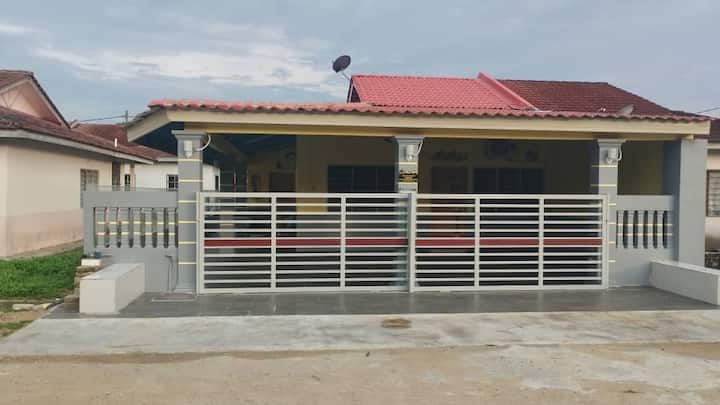 Rnz Homestay - Pekan