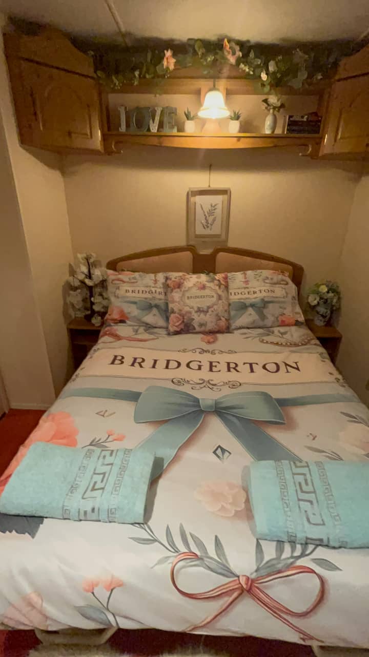 Cosy Coastal Caravan Porthkerry - Barry