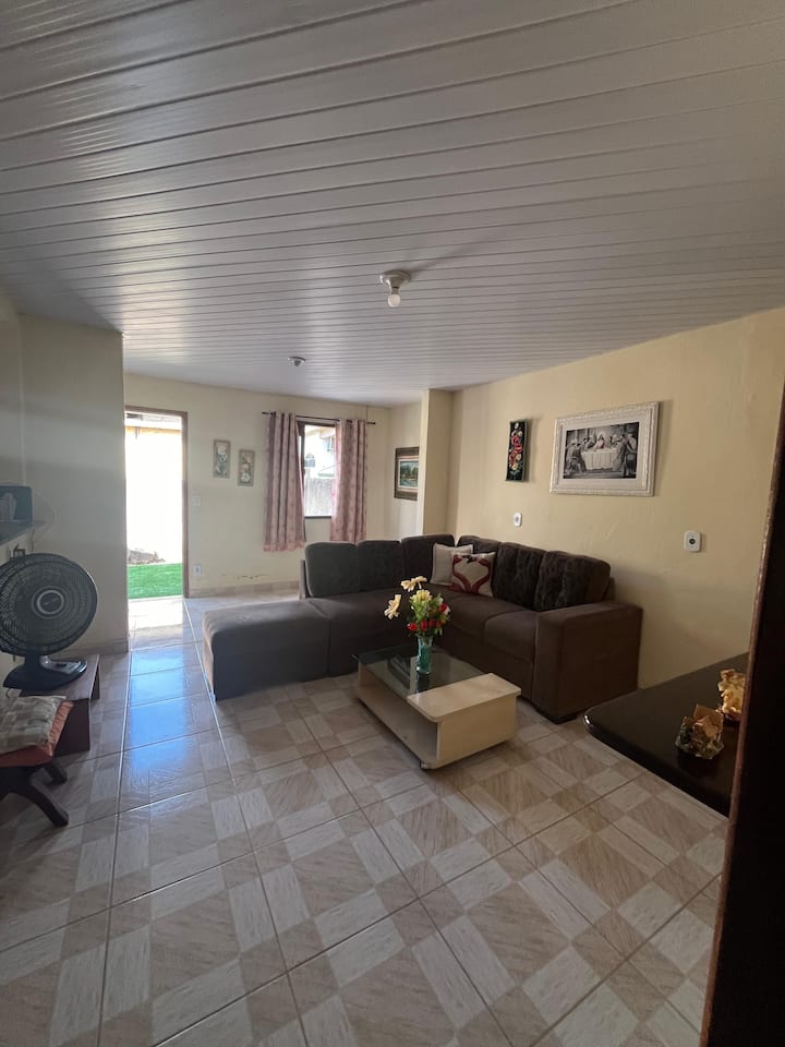 Casa Confortável Para Temporada! - Rio das Ostras