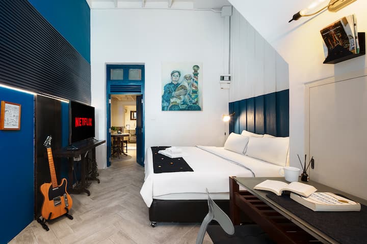 Bts 10 Min King Bed, Fast Wifi, Netflix, Work Desk - Bangkok