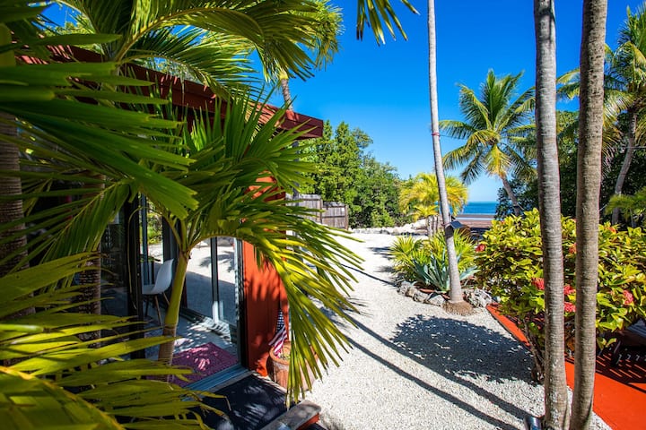 Seaside Dream House 3bed/2bath Single Family With - Duck Key, FL
