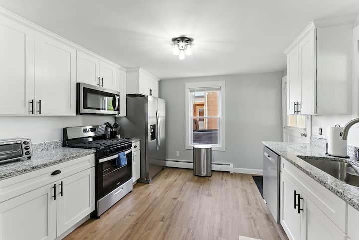 Cozy 1-bedroom Wesleyan-middletown - Middletown, CT
