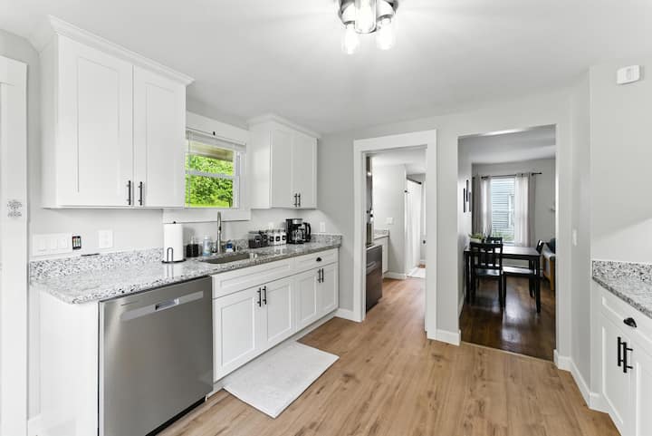Cozy 1-bedroom Wesleyan-middletown - Middletown, CT