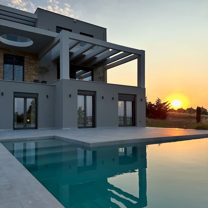 Sani Invictus Villa - Halkidiki