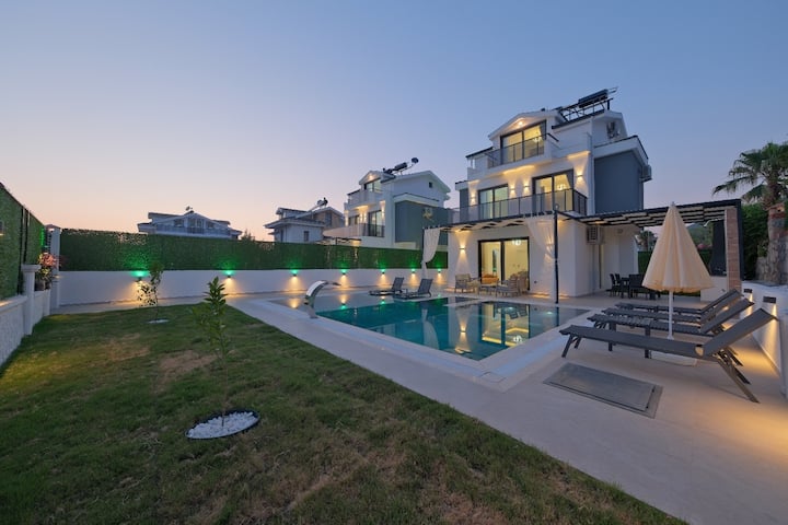 ÖLüdeniz De Lüks Villa - Ölüdeniz