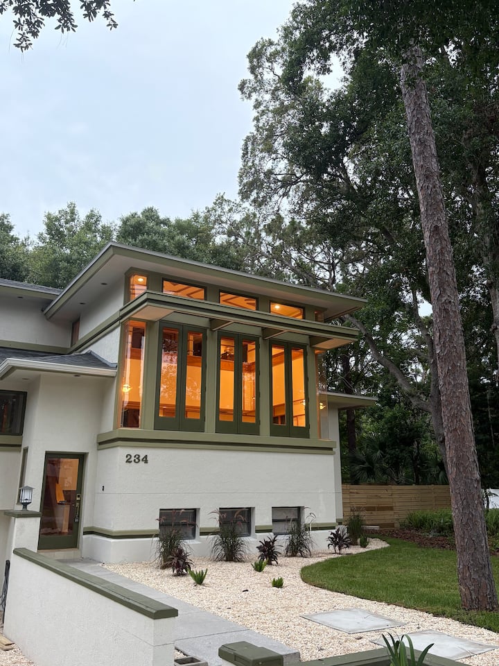 Frank Loyd Wright Inspired - The Koonhouse - Altamonte Springs, FL