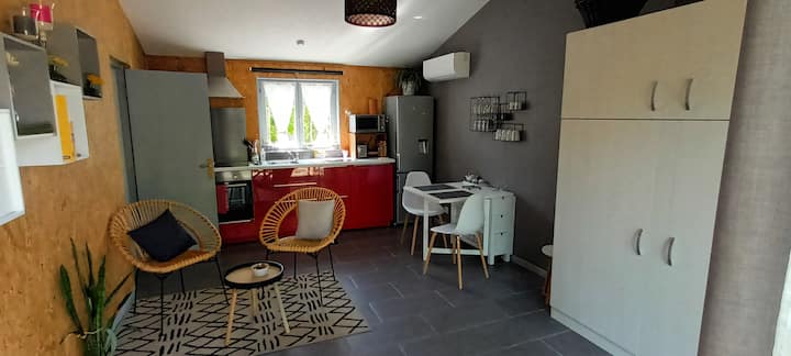 Gîte Tout éQuipé Pour Deux. - Villecroze