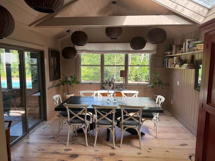 Unique Hampton 4 Bedroom With A Pool Eh / Sag - Bridgehampton, NY
