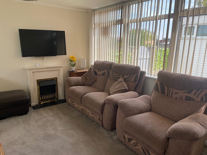 2 Bed Lodge Sleeps 4- Pets, Parking, 2min To Beach - Chapel St Leonards
