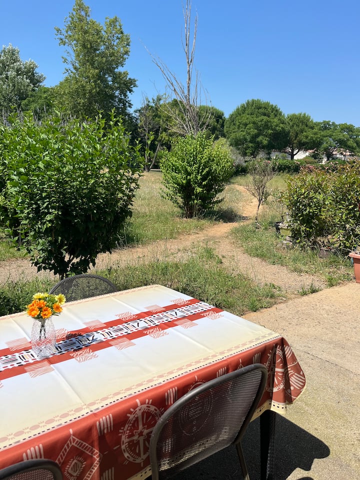 Charmante Maison De Vacances - Calvisson