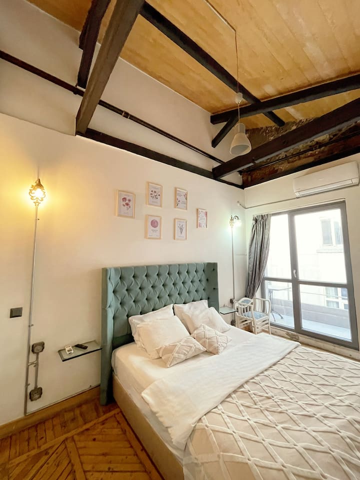 Clean Studio Home Ac&lift&private Balcony - Türkiye