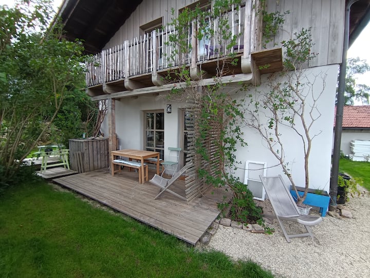 Stilvolle, Farbenfrohe Ferienwohnung - Hauzenberg